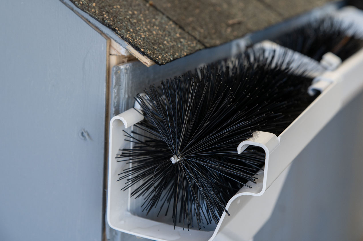 Complete Guide: How To Choose Gutter Guards?